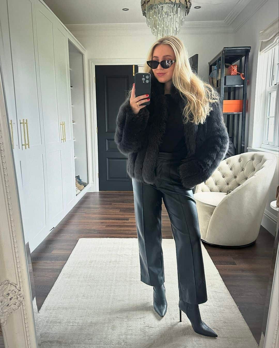 Stay Cozy and Chic: How to Style a Faux Fur Coat This Winter - The ...